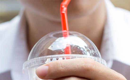 Straws Can Protect Teeth | Keep drinks that stain away